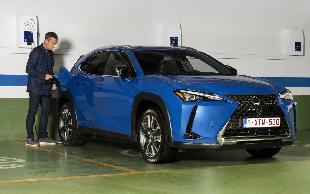 Electric vehicle charging: Lexus explains - Lexus UK Magazine