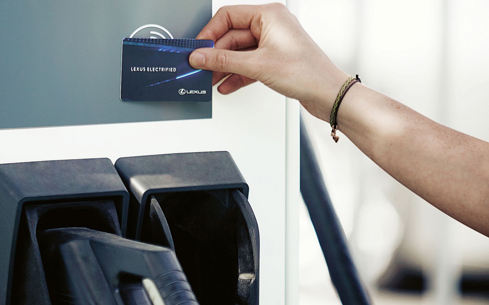 Driving an electric vehicle in Europe: Lexus explains - Lexus UK Magazine