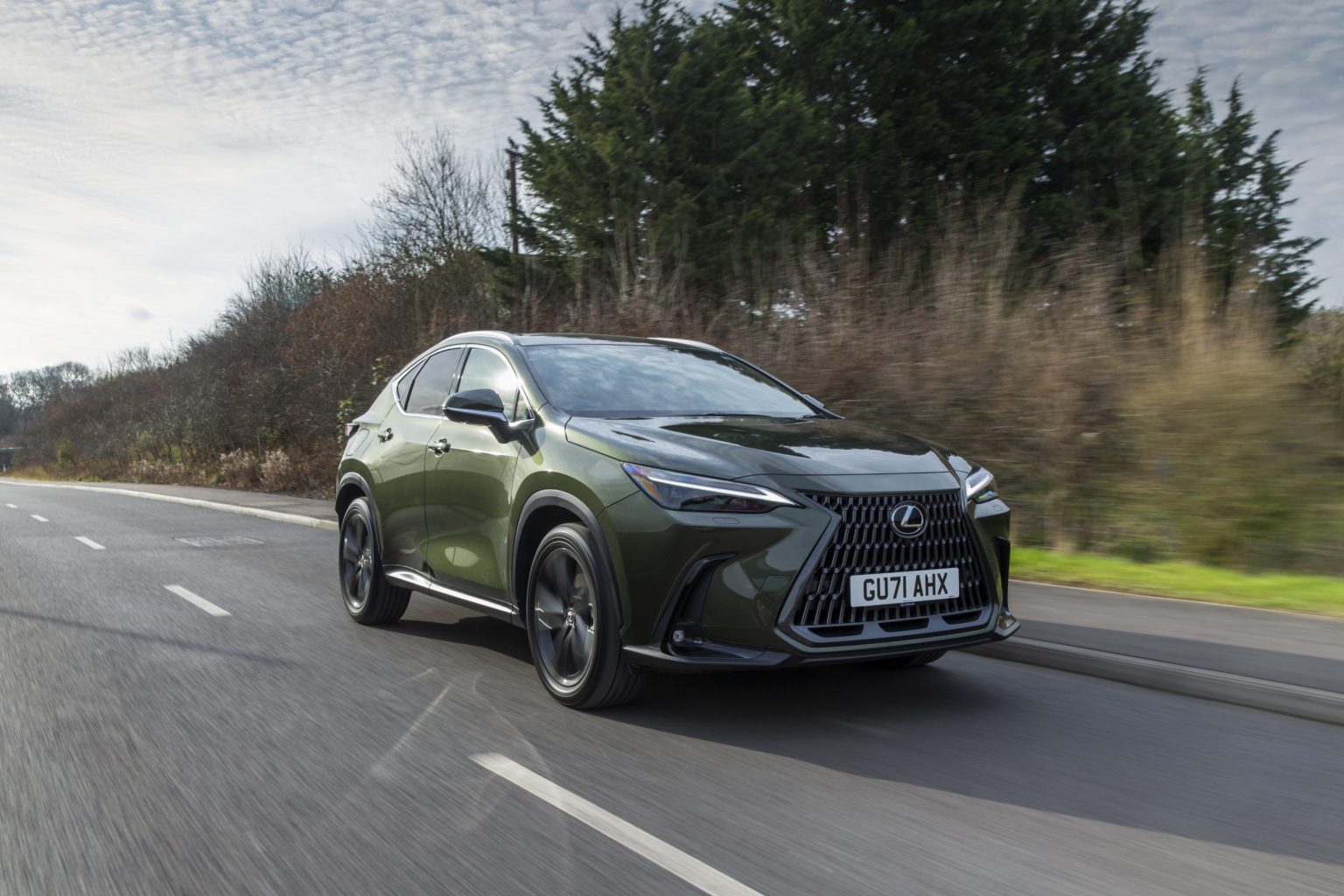 Lexus NX Plug-in Hybrid driving tips - Lexus UK Magazine
