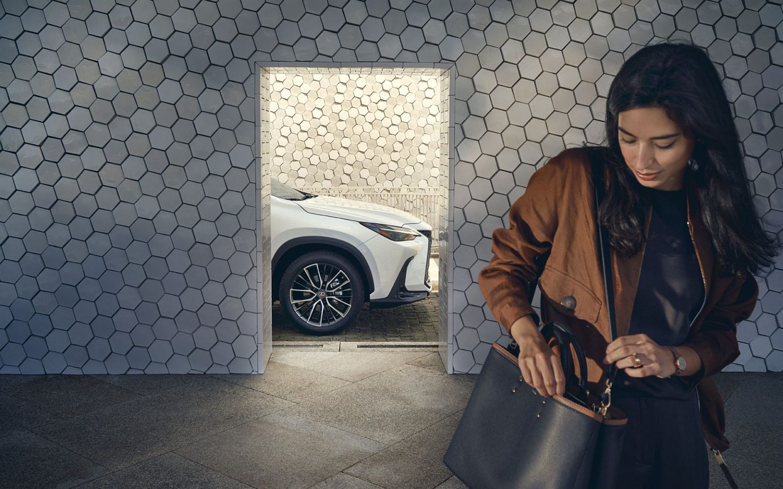 How to set your perfect driving position in your Lexus - Lexus UK Magazine