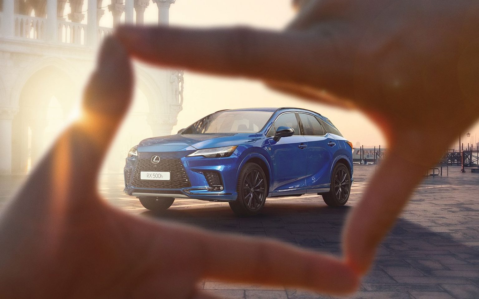 Lexus RX 500h: our performance SUV - Lexus UK Magazine