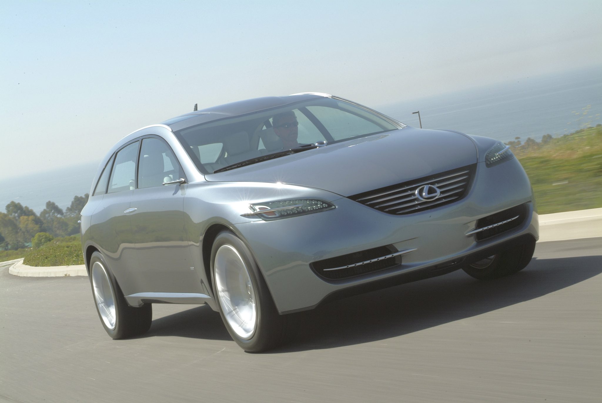 Lexus SUV size guide - Lexus UK Magazine