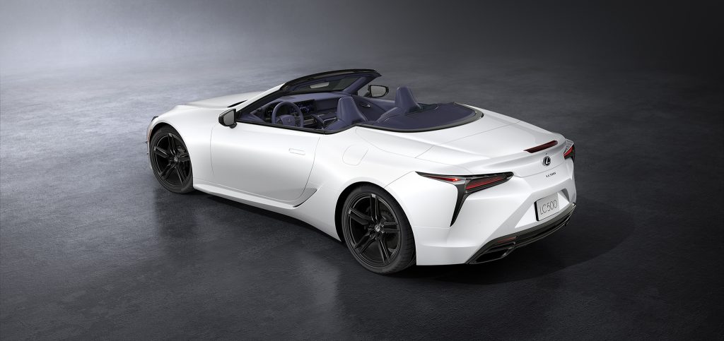 A closer look inside the Lexus LFA's V10 - Lexus UK Magazine