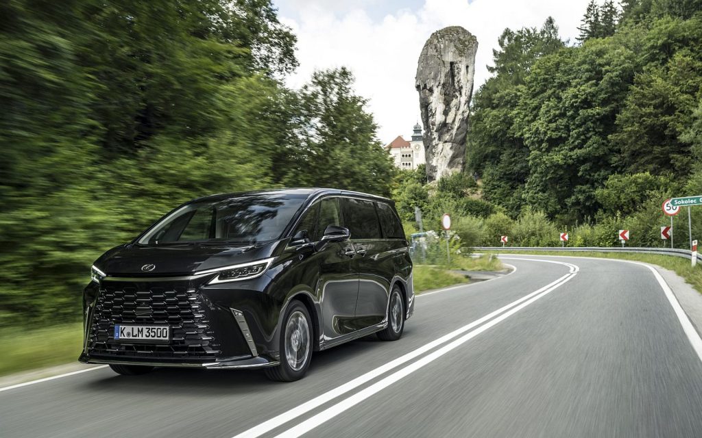 Lexus LM reviews: the first test-drives - Lexus UK Magazine