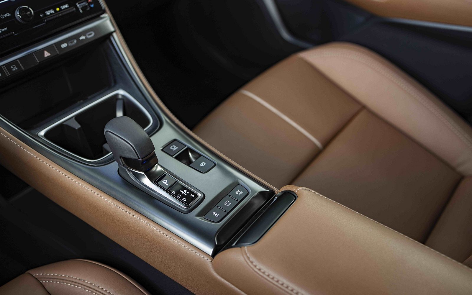 Lexus LBX reviews: the first test-drives - Lexus UK Magazine