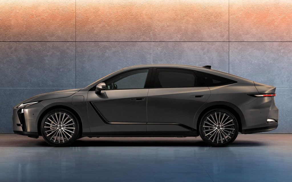 European premiere of the all-new Lexus ES - Lexus UK Magazine