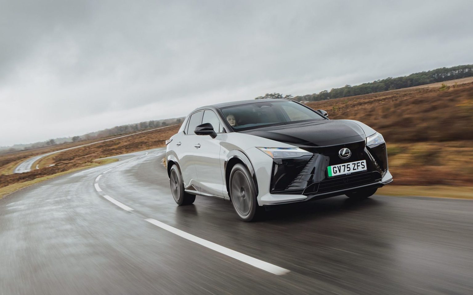 Lexus LBX Vibrant Edition: more choice, more style, more colour - Lexus ...